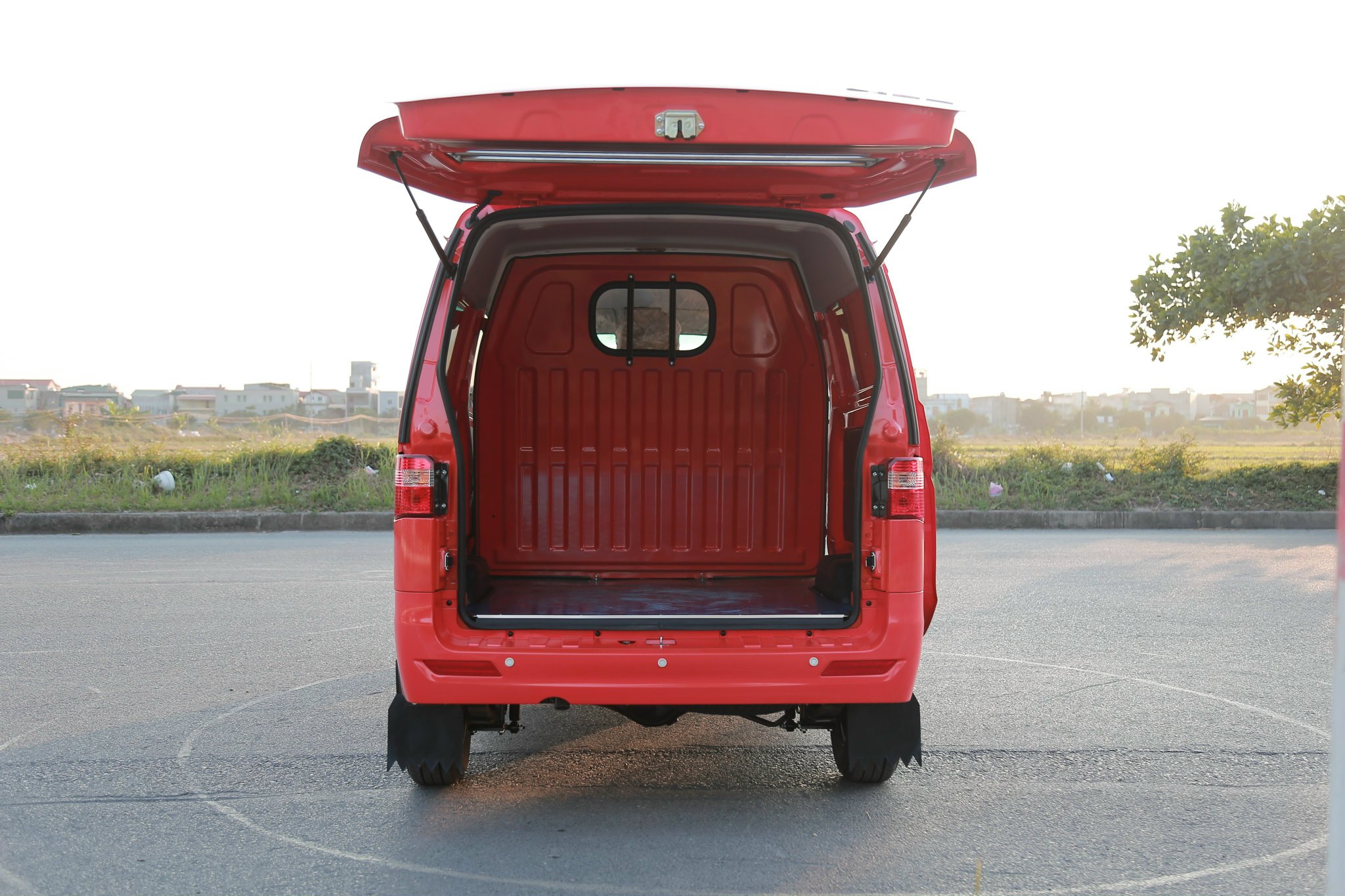 XE TẢI VAN SRM X30i V5 5 CHỖ 745KG - Xe Srm Việt Nam